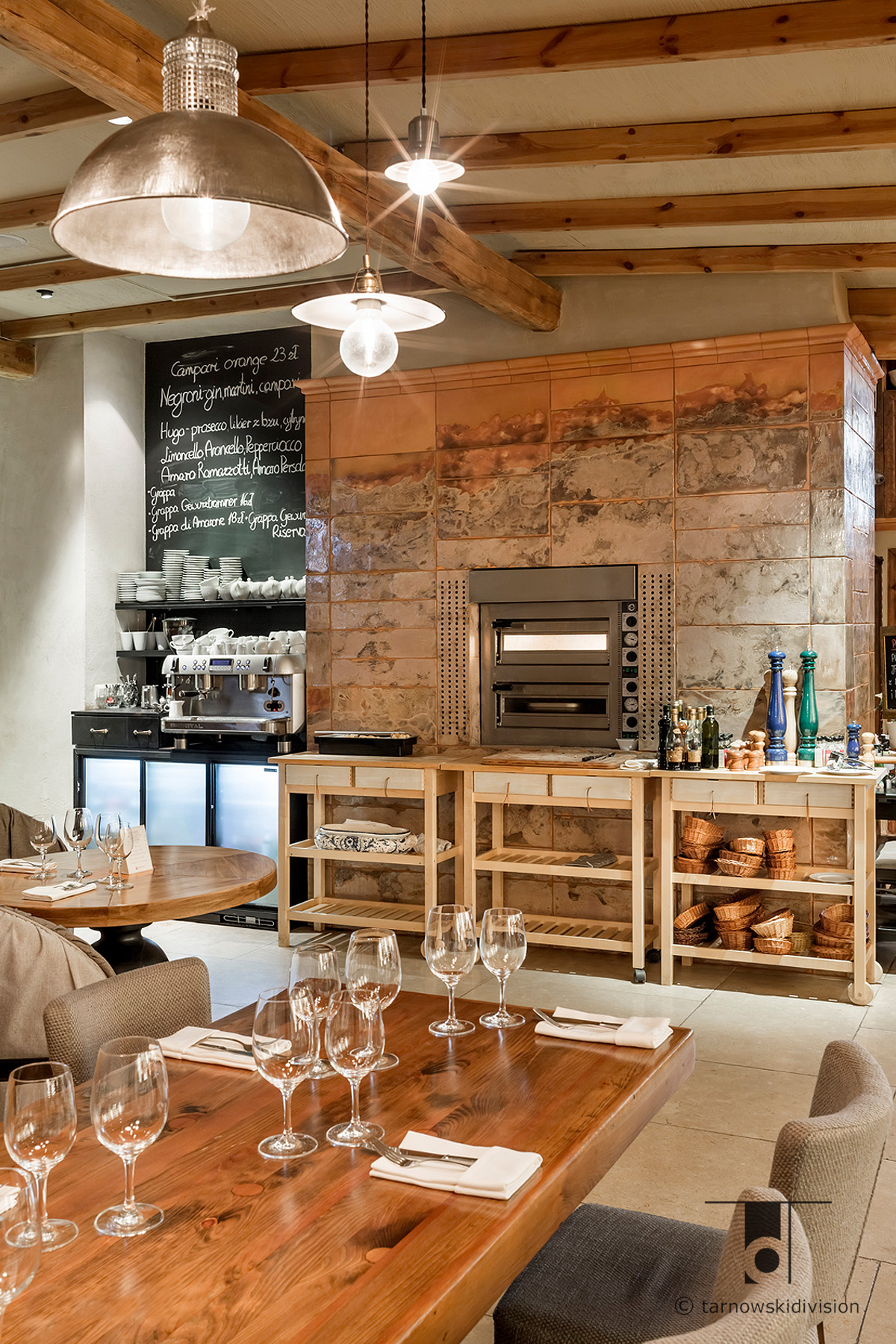 PROJEKTY RESTAURACJI - PROJEKTY KAWIARNI - Tarnowski Division